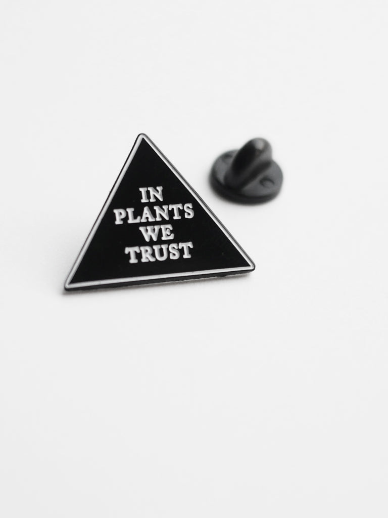 In Plants We Trust Pin – BEETxBEET